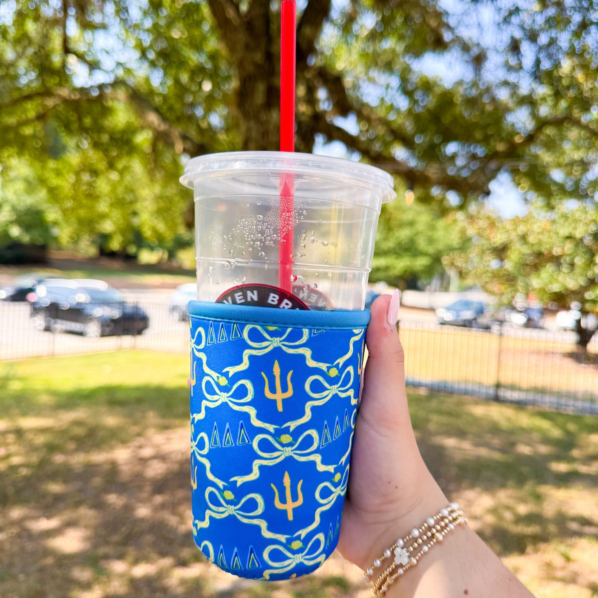 Delta Delta Delta Iced Drink Sleeve – Rush Greek Gifts
